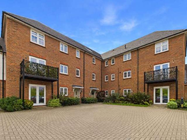 2 Bedroom Flat