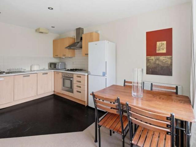 2 Bedroom Flat