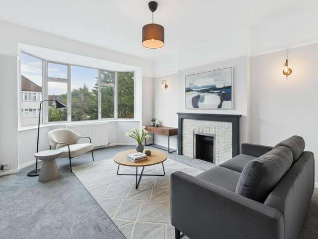 2 Bedroom Flat