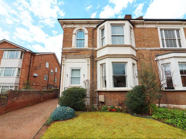 2 Bedroom Flat