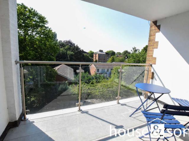 2 Bedroom Flat