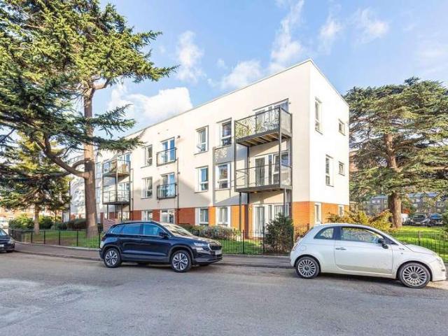 2 Bedroom Flat