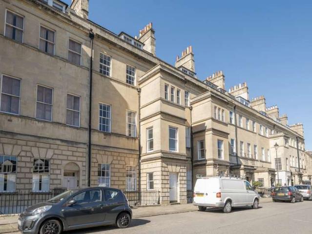 2 Bedroom Flat