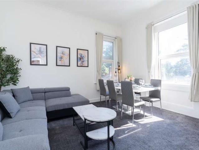 2 Bedroom Flat