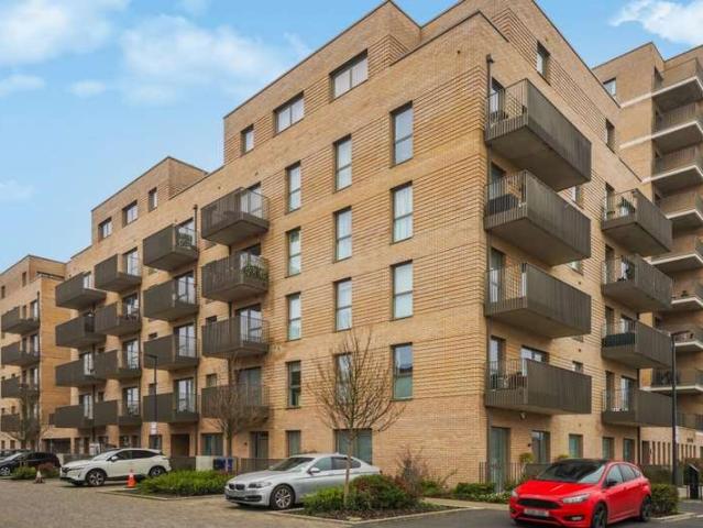 2 Bedroom Apartment Flat