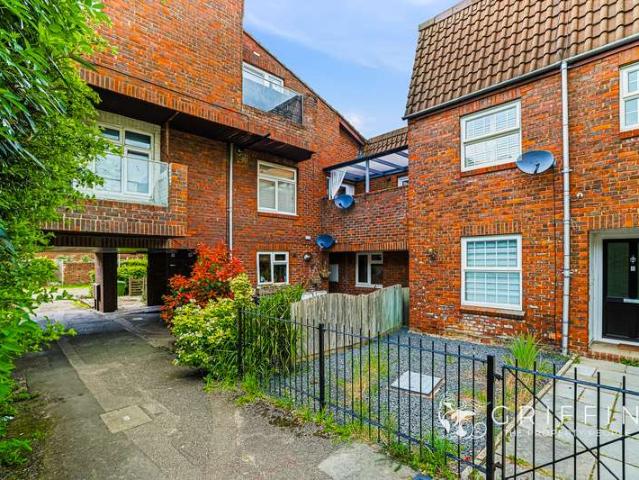 2 Bedroom Flat