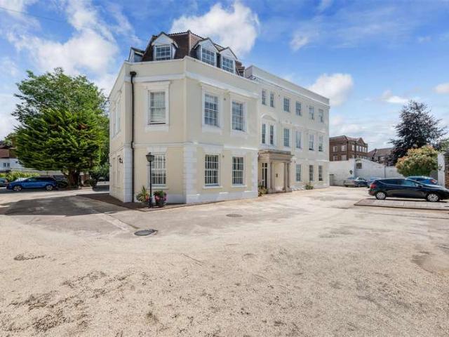 2 Bedroom Flat