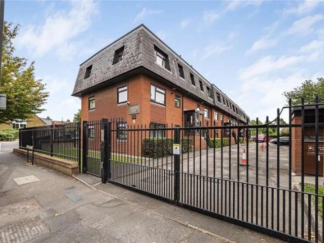 2 Bedroom Flat