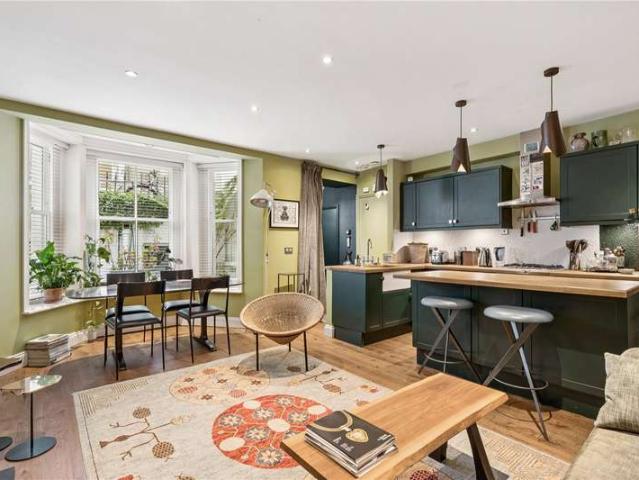 2 Bedroom Flat