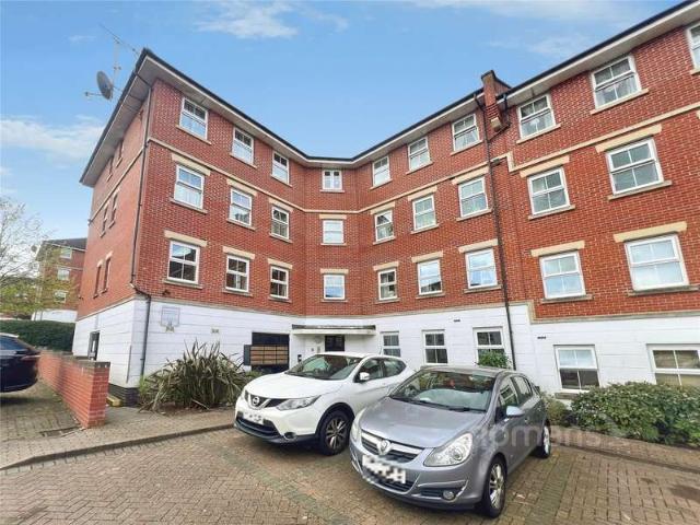 2 Bedroom Flat