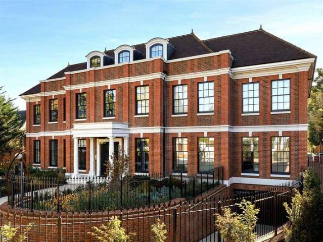 2 Bedroom Flat
