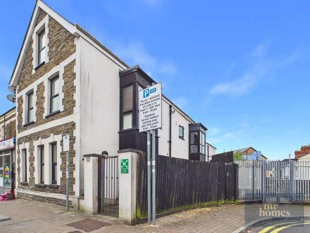 2 Bedroom Flat