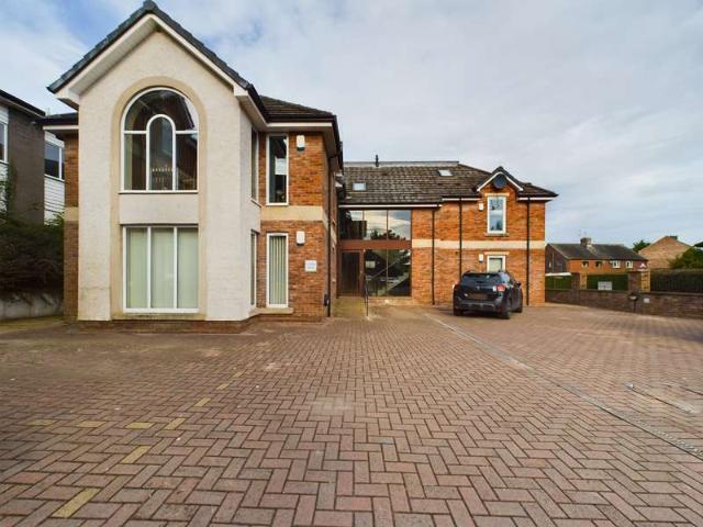 2 Bedroom Flat