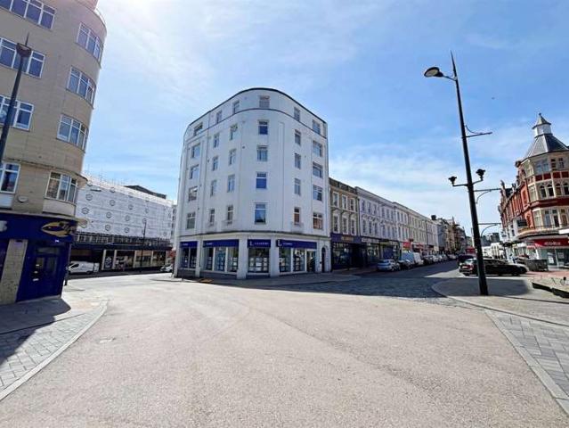 2 Bedroom Flat