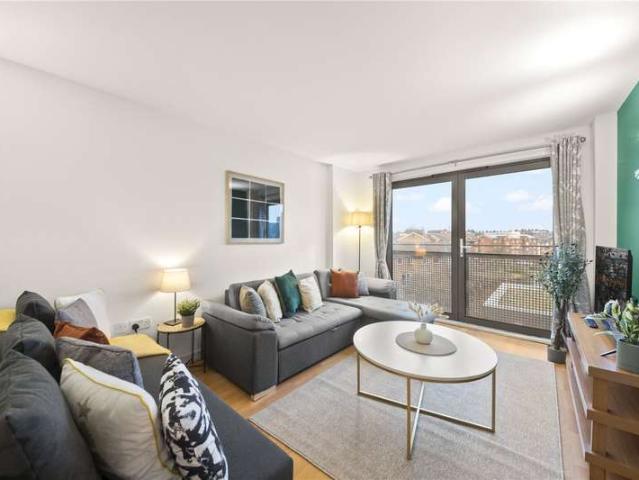 2 Bedroom Flat