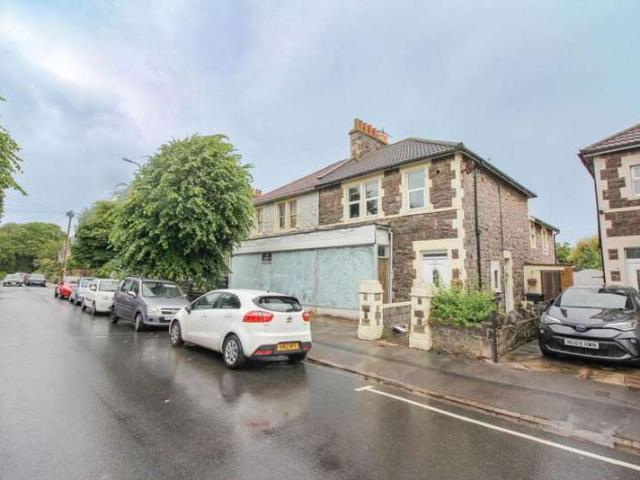 2 Bedroom Flat
