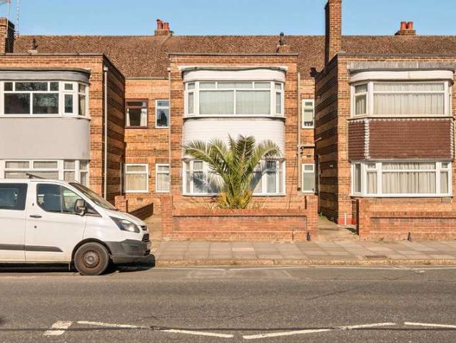 2 Bedroom Flat