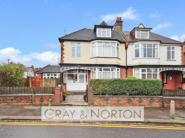 2 Bedroom Flat