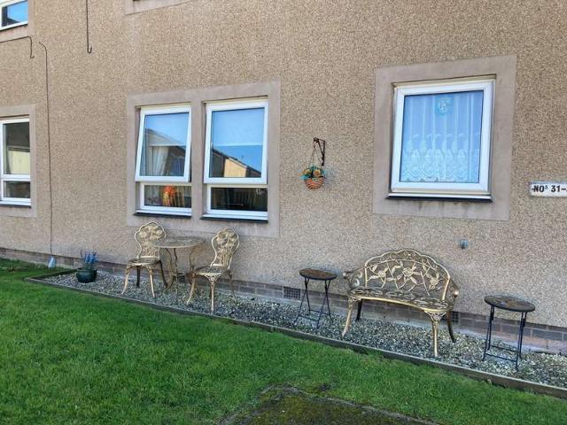 2 Bedroom Flat