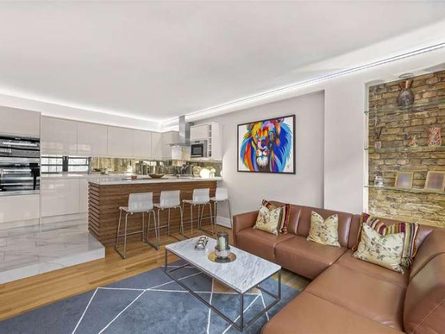 2 Bedroom Flat
