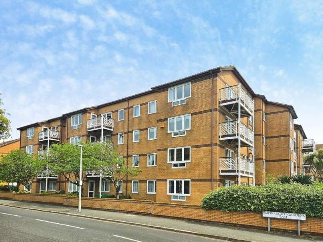 2 Bedroom Flat