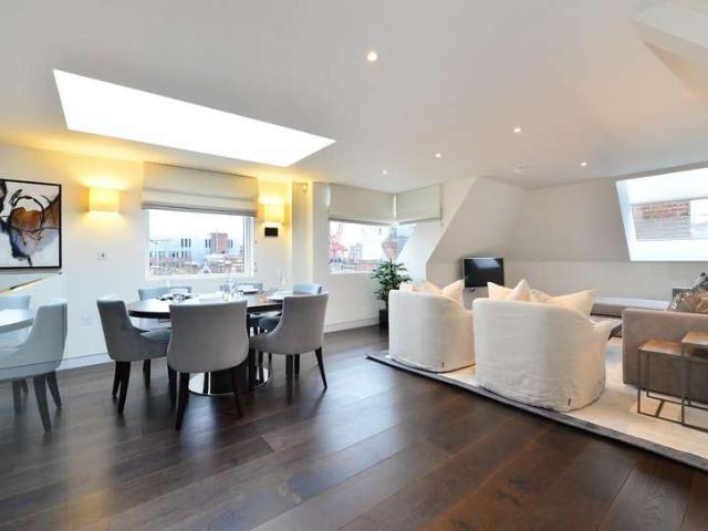 2 Bedroom Flat