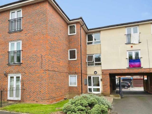 2 Bedroom Flat
