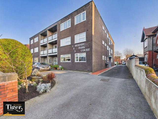 2 Bedroom Flat