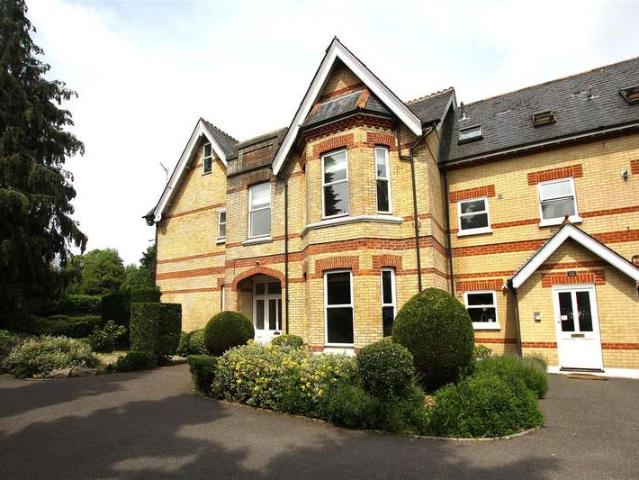 2 Bedroom Flat