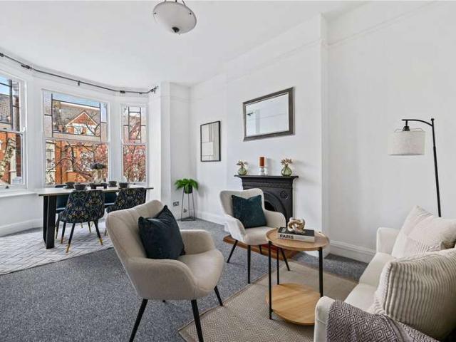 2 Bedroom Flat