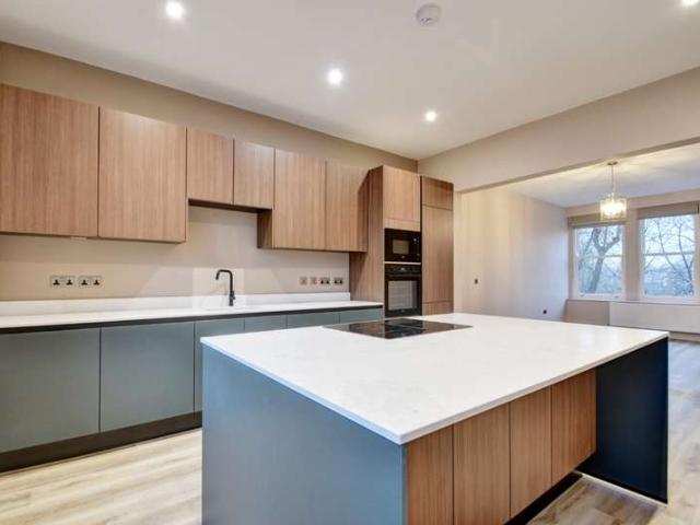 2 Bedroom Flat