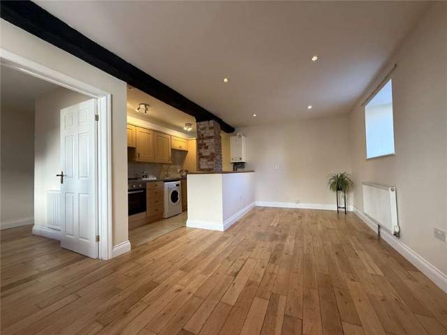 2 Bedroom Flat