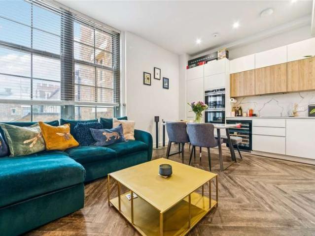 2 Bedroom Flat