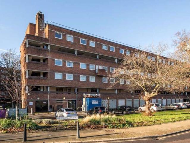 2 Bedroom Flat