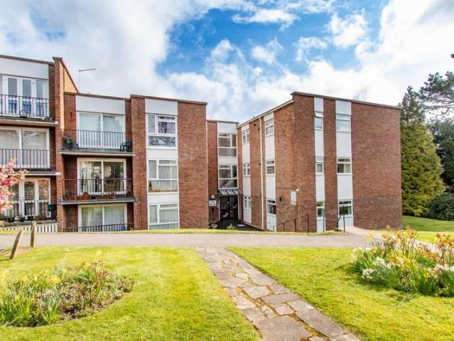2 Bedroom Flat