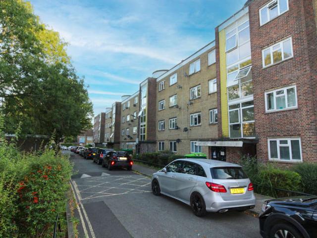 2 Bedroom Flat