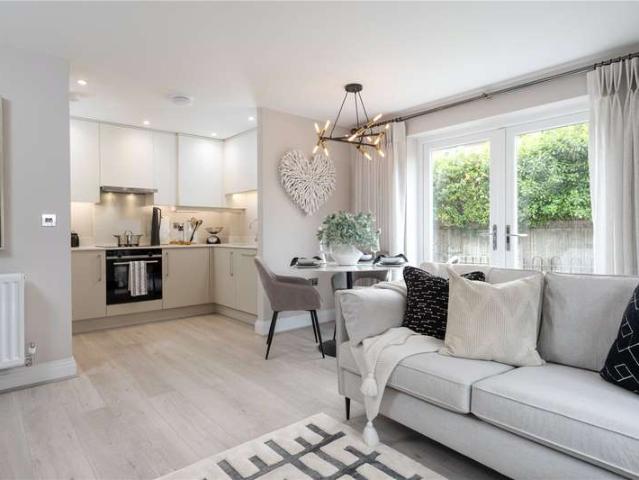 2 Bedroom Flat