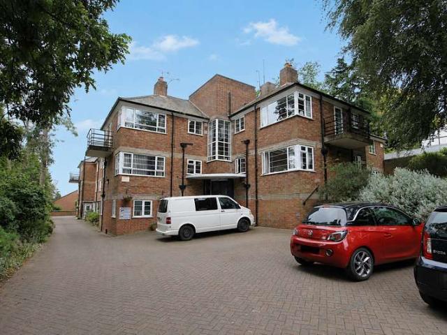 2 Bedroom Flat