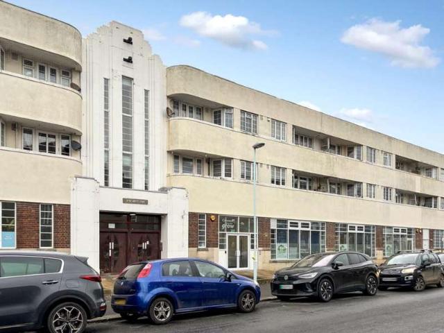 2 Bedroom Flat
