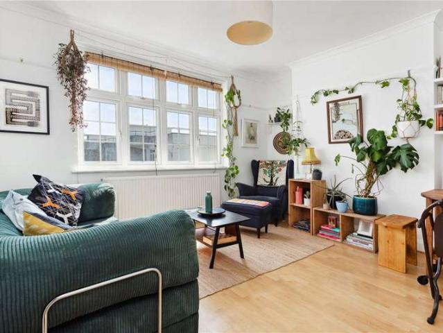 2 Bedroom Flat