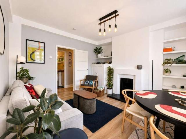 2 Bedroom Flat