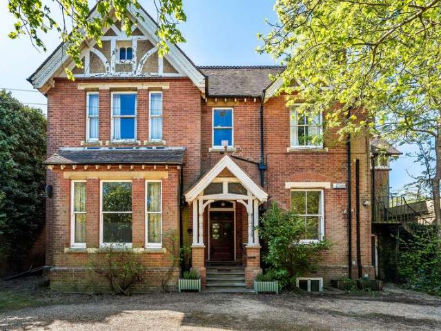 2 Bedroom Flat