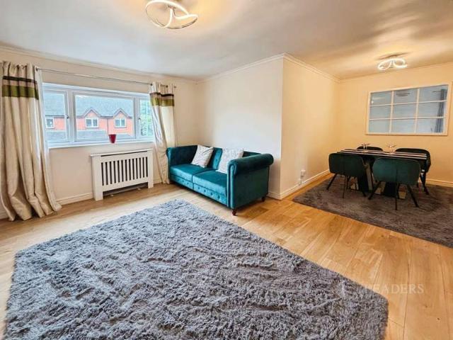 2 Bedroom Flat