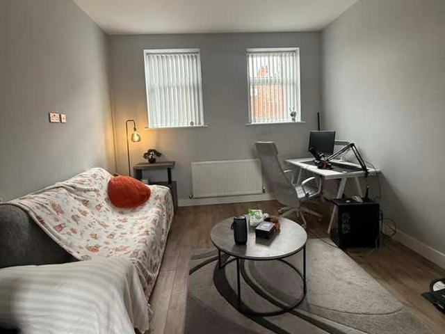 2 Bedroom Flat