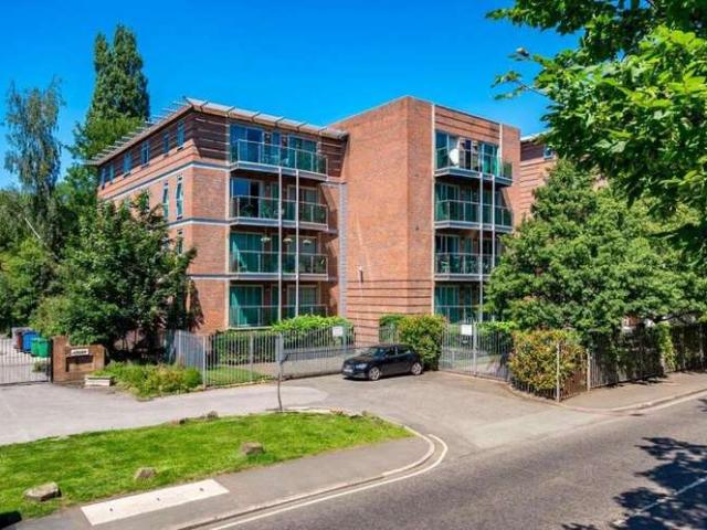 2 Bedroom Flat