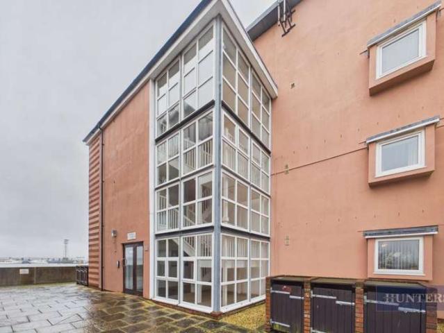 2 Bedroom Flat