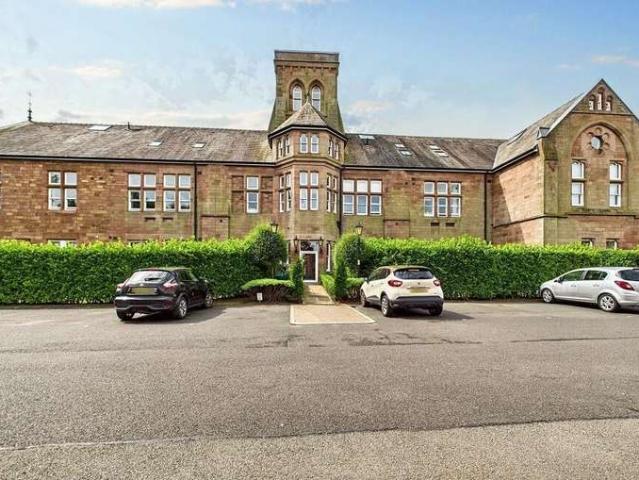 2 Bedroom Flat