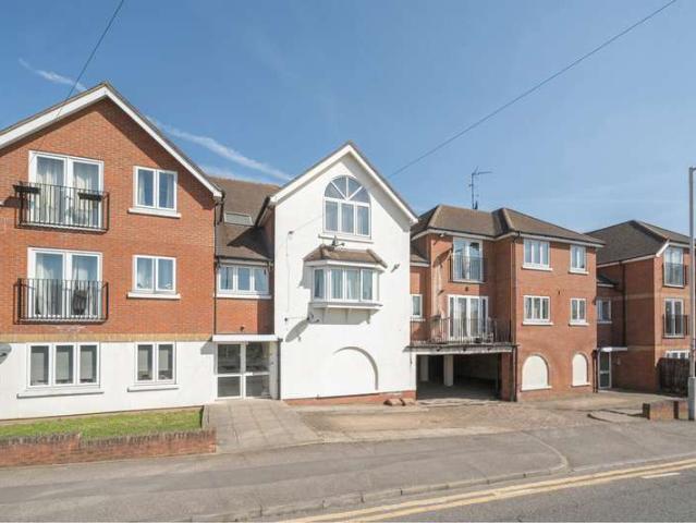 2 Bedroom Flat