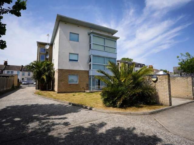 2 Bedroom Flat