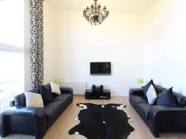 2 Bedroom Flat